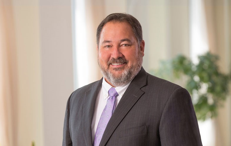 Biography | Richard T. Hamilton, Jr.