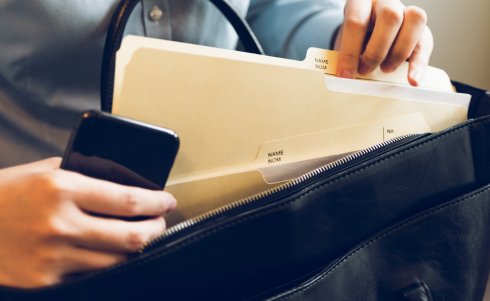 Warning Signs an Employee Is Taking Confidential Information